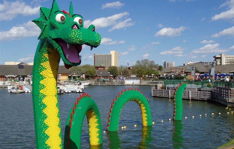 lego-dragon-disney-springs